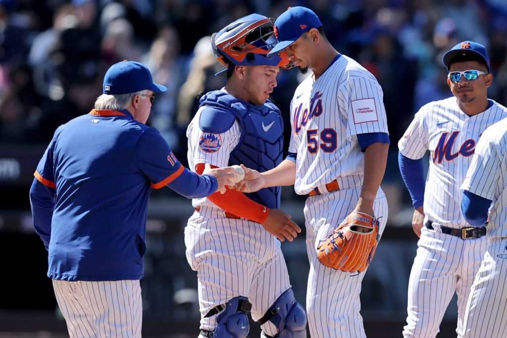 Is the MLB Pitch Clock Causing More Injuries to Pitchers? - Vendetta ... Is the MLB Pitch Clock Causing More Injuries to Pitchers? - Vendetta ...