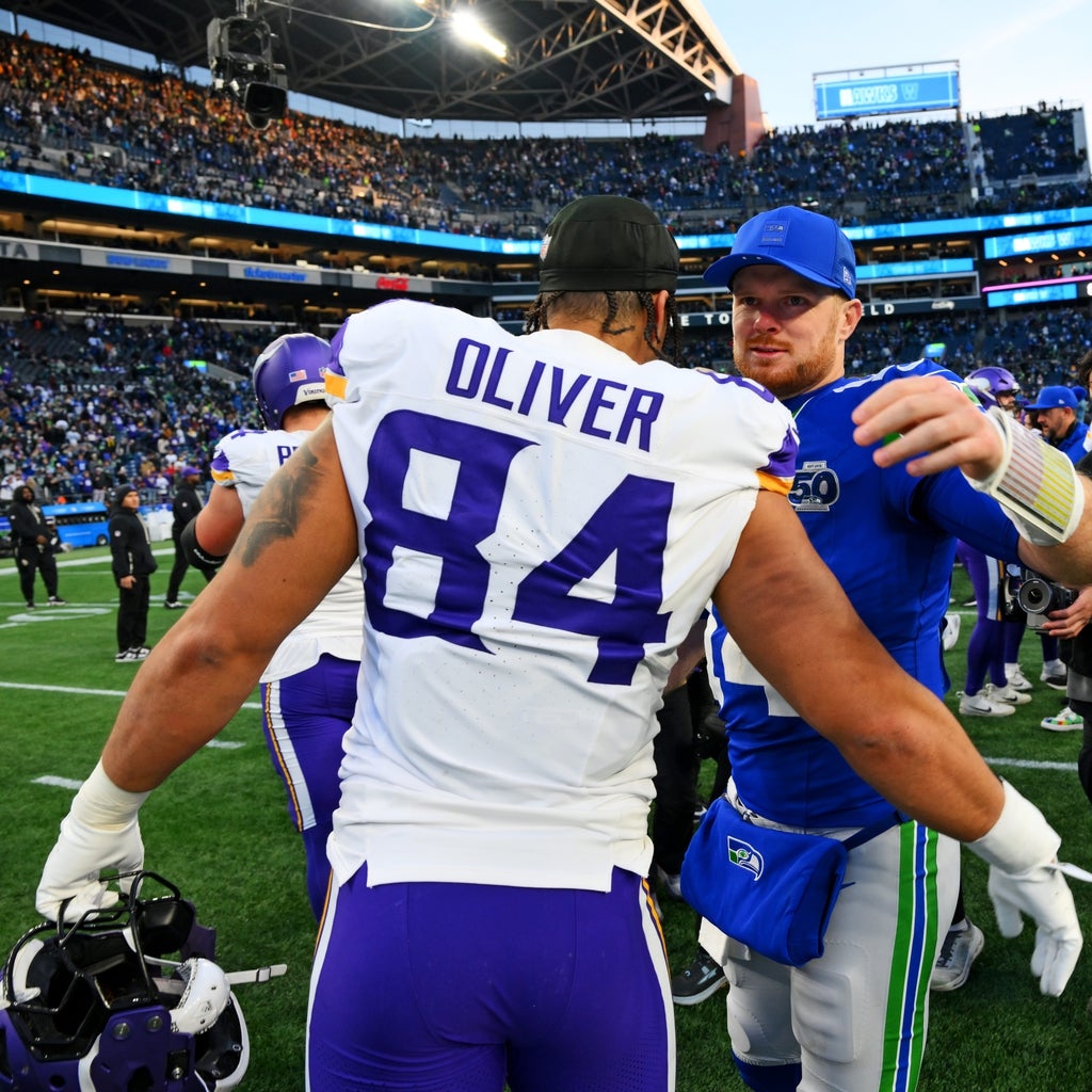 The Vikings Are Officially Stupid For Letting Sam Darnold Leave ...